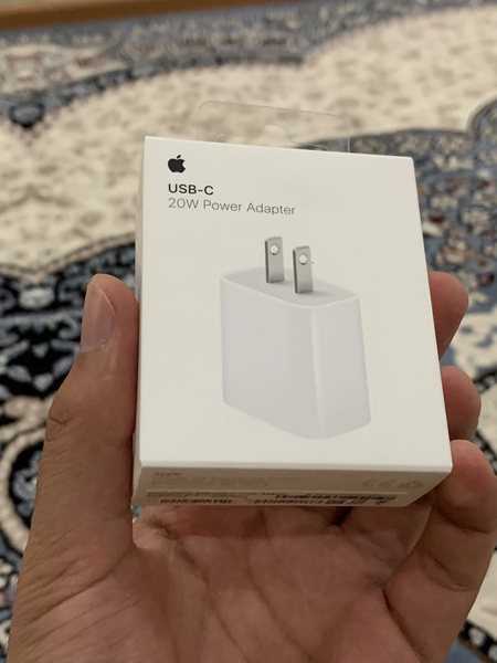 apple adapter 20W fast charger