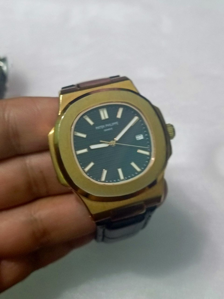 Patek philip mexanika xolati yaxwi Patek philip mexanika xolati yaxwi