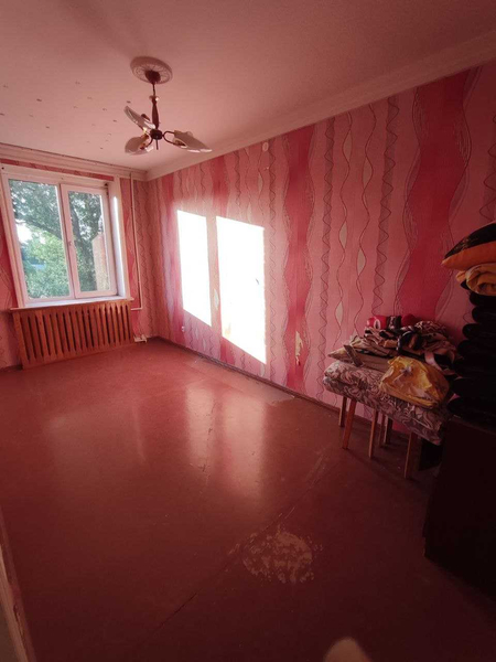 Продам 4х комнатную кирпич Чиланзар 26 , Школа 107