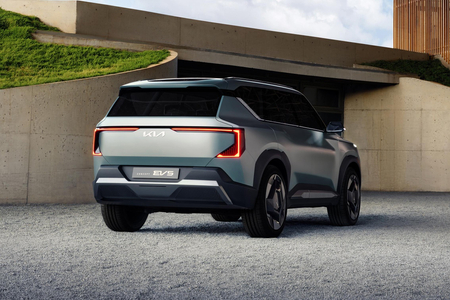 Kia EV5 Air va Land tayyor sotuvga