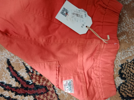 Продам фирменные джинсы