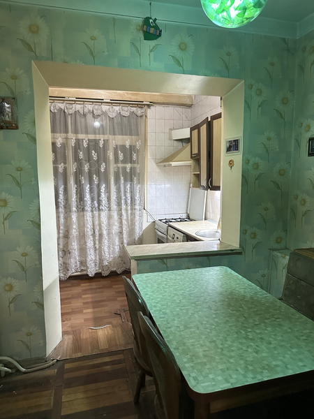 Срочно!Улучшенка! Чиланзар 2. Продам своя 2.1.4 60кв.м. Всё раздельн