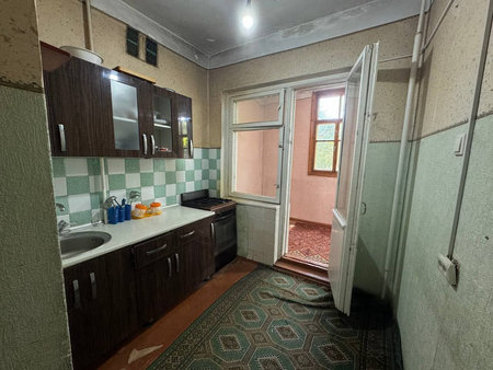 Продаётся 2 х ком кв Юнус абад 15 кв Хавас
