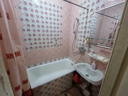 (К129081) Продается 4-х комнатная квартира в Шайхантахурском районе.