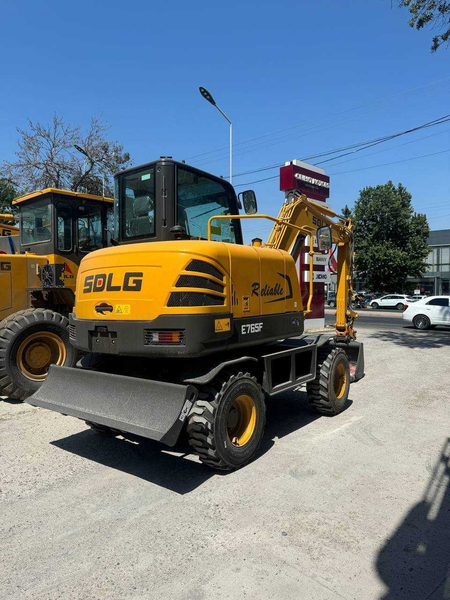 В Наличии! Колесный экскаватор E765F 0.21 куб.м