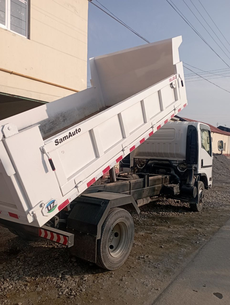 Isuzu Kuzuf sotiladi sz xoxlagan razmerda qaychi slindr ham bor