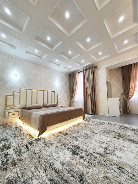 Срочно Новостройка 1я остановка Микрорайона 800$