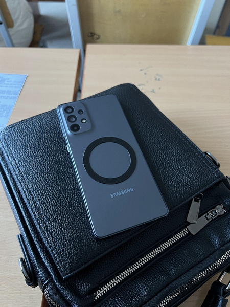 Samsung A73 idyall