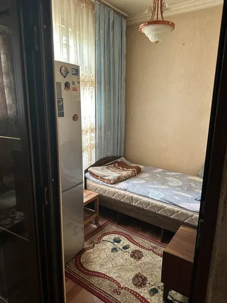 Продаю Квартиру Яшнабадский р-он Слонима 1-ком 1-этаж 4-этажном Доме