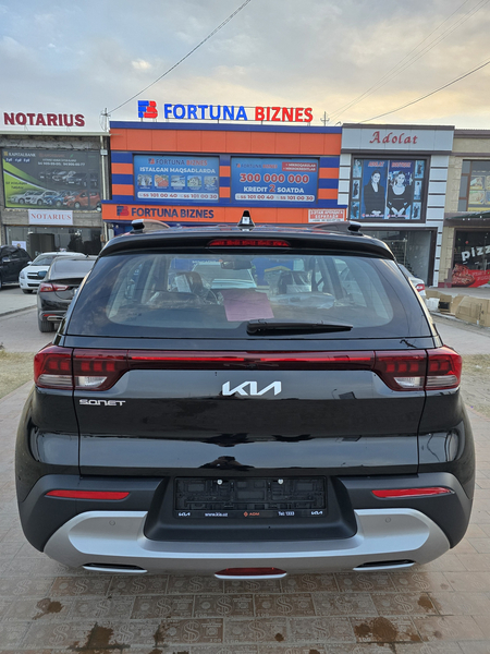 Kia sonet 3 ci pozitsiya
