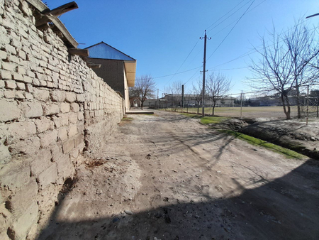 Участка сотилади
