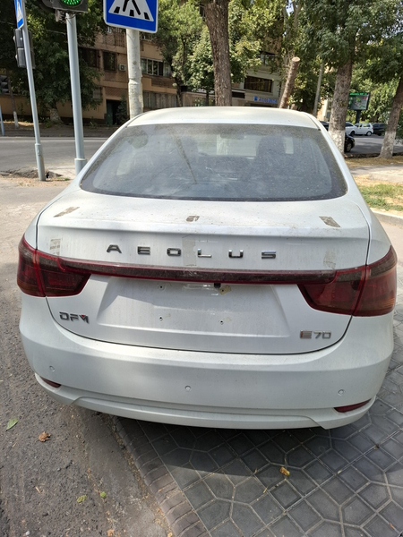 Dongfeng E70 в наличии