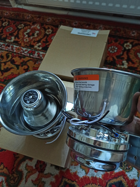 Serena Amerikanka 2 ta karneli 1200w ariginal. Ideal holati yangi