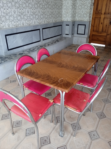 Stol stul sotiladi 10 kamplekt