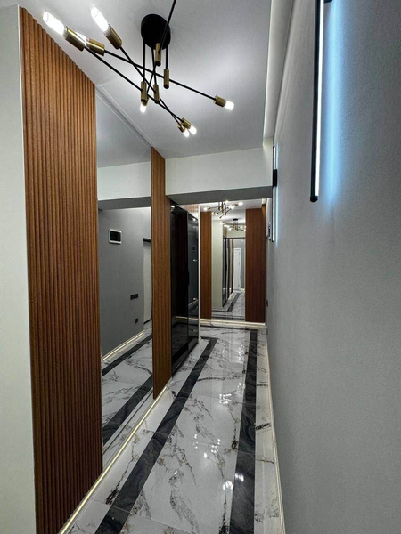 продаётся  3 ком квартира по улица  Махтумкули,Ориентир  мост  Тапович
