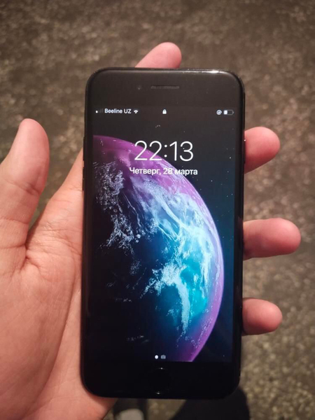 iPhone 7 black 128 gb + chexol faqat abmen !