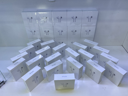 Наушник Airpods 2.1 Новый запечатанный оригинал