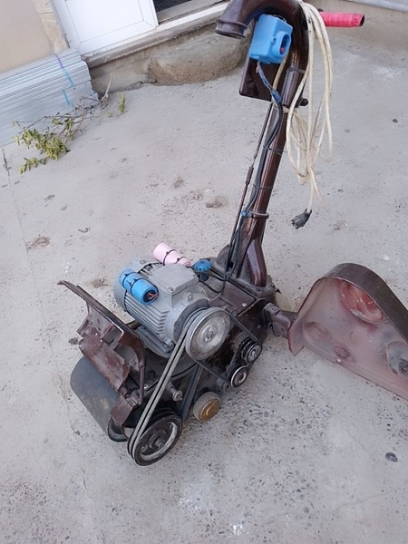 Продам шлифовальная аппарат.
