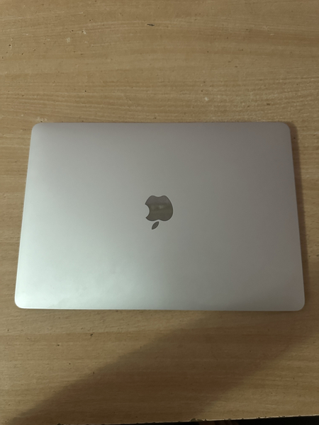 Macbook air M1 ideal Full komplekt 98% emkost