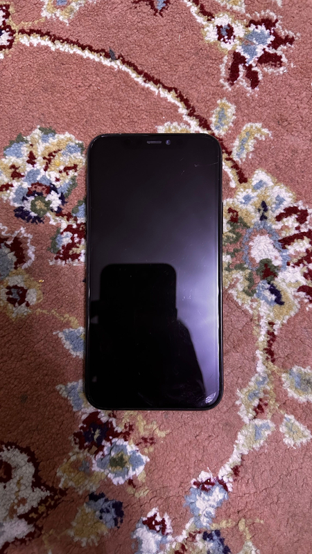 iPhone 11 pro 64  srochna sotiladi