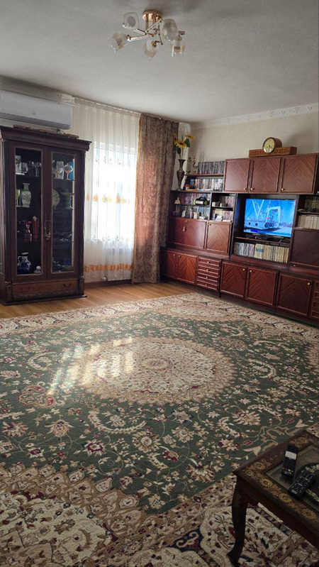 Продается 3х уровневый дом не далеко от города