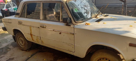 Vaz 2106 sotiladi
