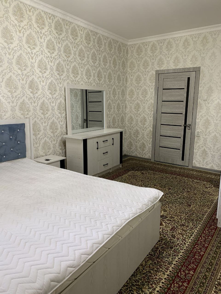 Продам чиланзар 19. Трёх комнатная. Балкон 1,5*6