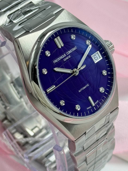 Продаются часы Frederique Constant