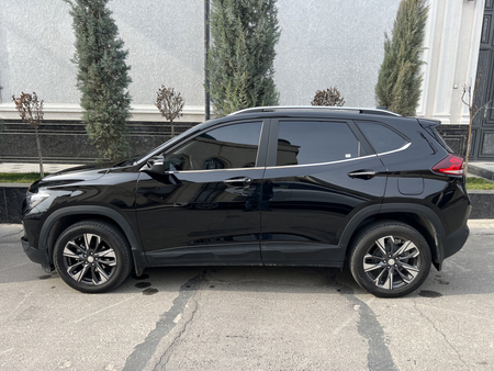 Tracker Premier 2023