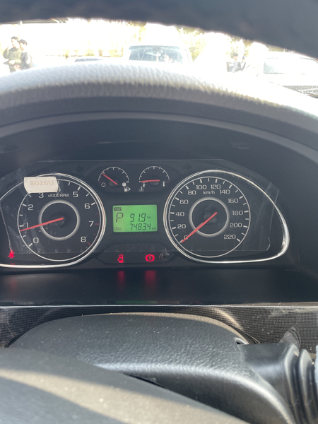 Jentra1.5 qora 74000. Yurgan