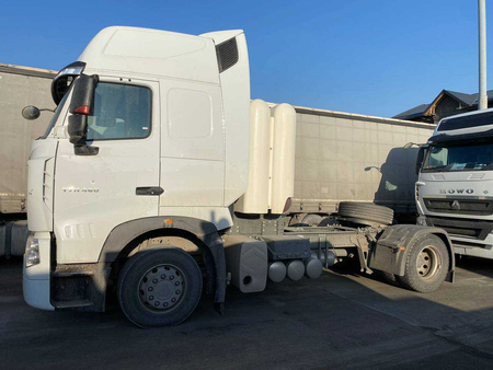 Тягач Howo-T7H 460 4x2 CNG Механика (пневмоподвеска, ретардер)
