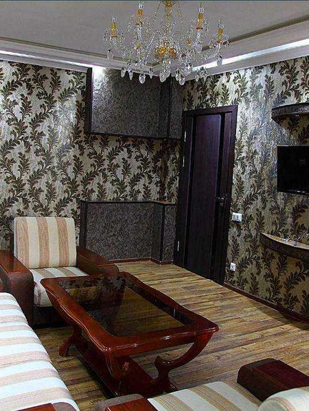 Срочно продается 3/5/5 квартира метро Х.Алимджан (МНМ)