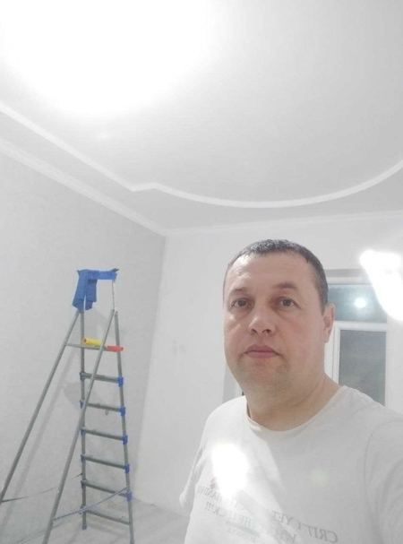 Клею обои качественно