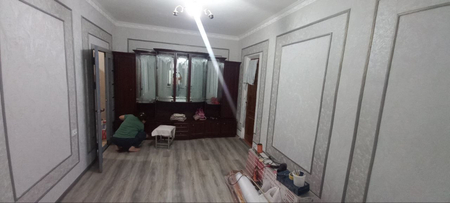 Стенка темно бардового цвета, состояние хорошоя, цена окончательная.
