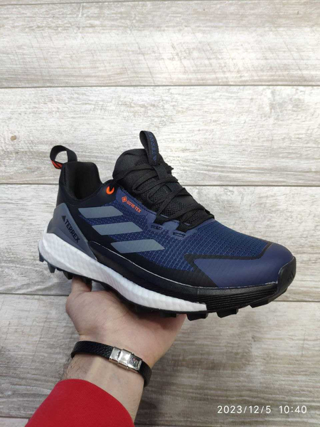 ADIDAS HIKER 2 LOW GTX - Привезли из ЕВРОПЫ размеры от 40 до 45.