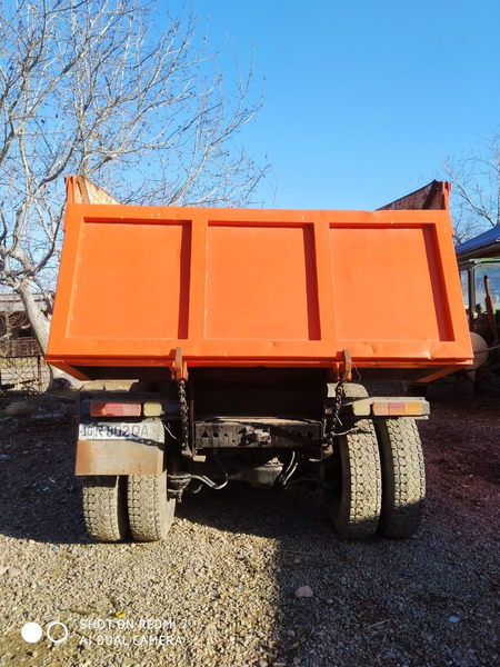 Kamaz samasval srochna sotiladi