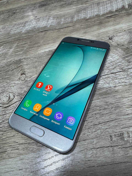Samsung telefonlar sotiladi