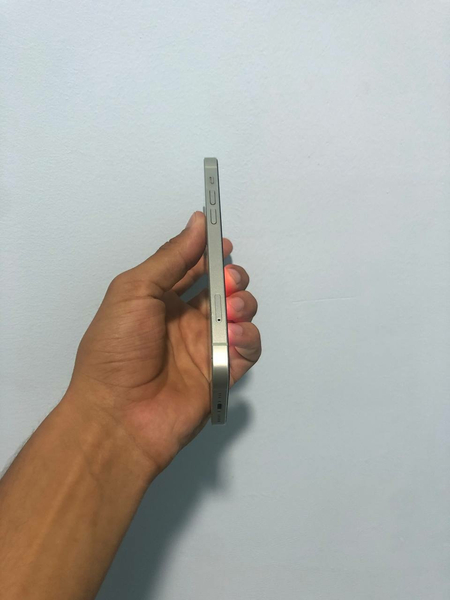 Iphone 12 srochno sotvoraman