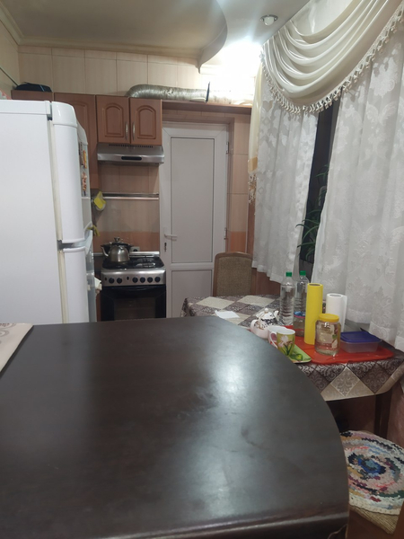 Продается квартира 3/2/5 Ор Рисовый рынок, 11 роддом.