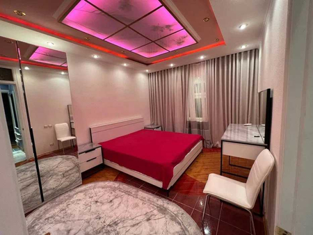 Срочно продается 3/3/4 квартира 80 м² Ц-1 Ор-р: Breadly пекарня (США)