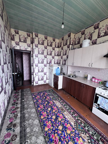 5 mikrayon 5 etaj 2 xonali 37 ming dolir 68 kv