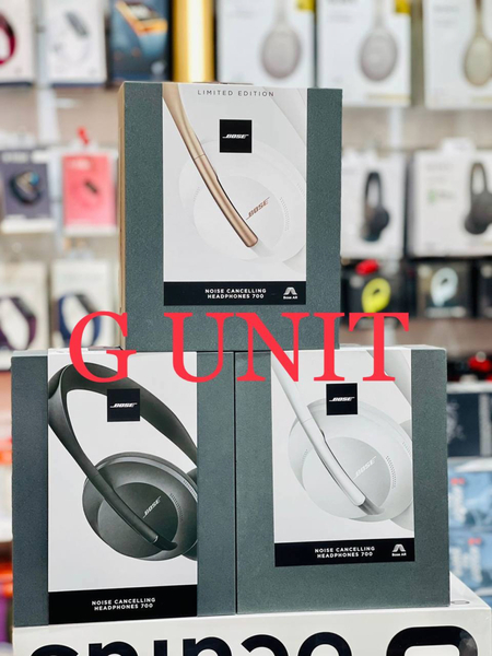 Bose Noise Cancelling Headphones 700