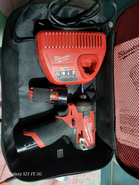 Milwaukee M12 fuel SURGE
