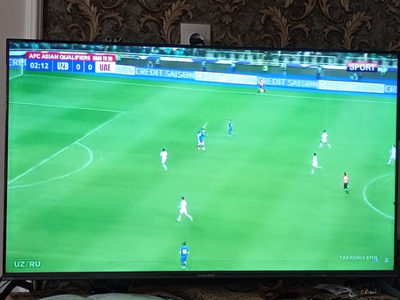 Tv PREMIER 43smart sotiladi srochna