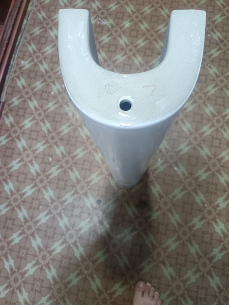 Продаю новою керамическая раковину