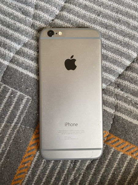Iphone 6 16gb srochni sotlad