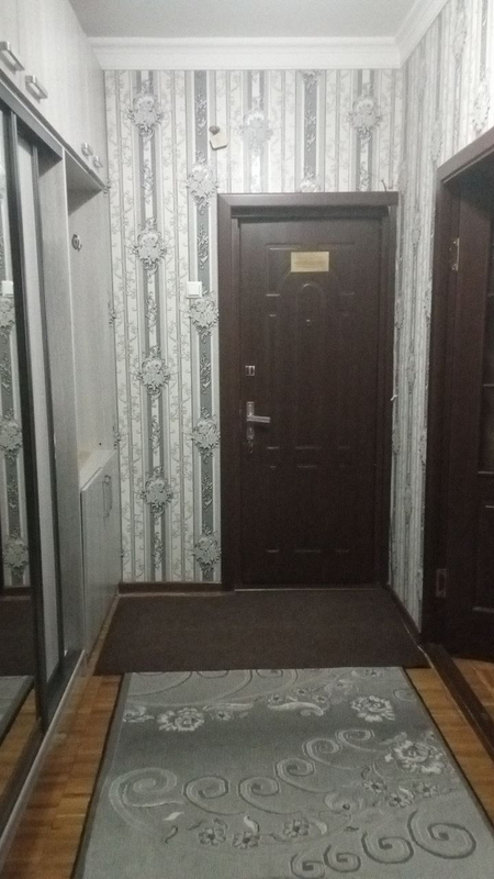 ЮНУСОБОД 19КВ 3/5/5 БАЛКОН 2×6м²  63м²
