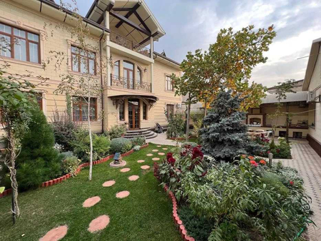 Большой дом в Яккасарайском районе. Ор-р ресторан 