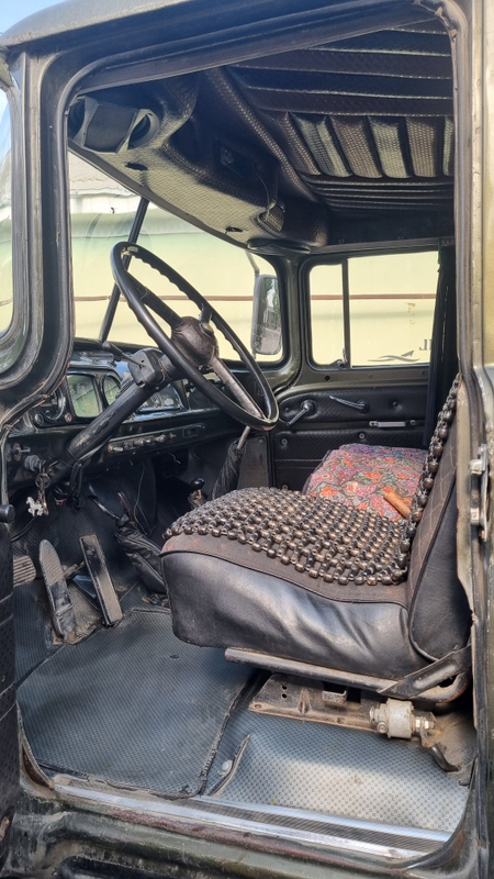 Zil 131 sotiladi