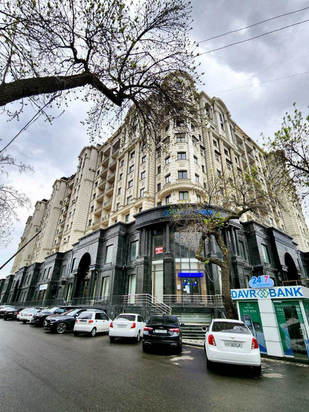 ЖК МУХТАШАМ  продаётся нежилое помещение под ОФИС